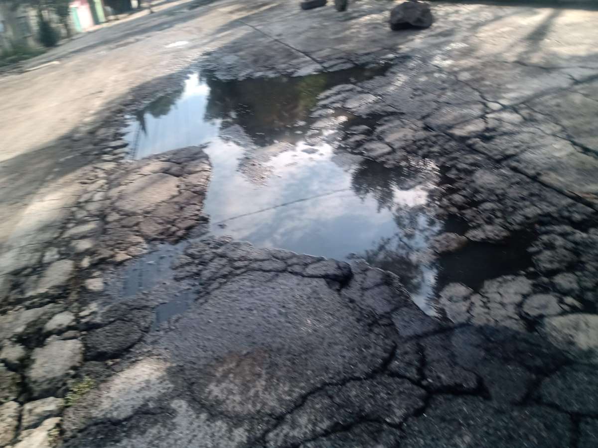 Coacalco lleno de baches
