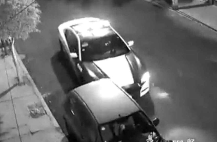 Patrulla Impacta Contra Auto Estacionado Y Huye En Cdmx